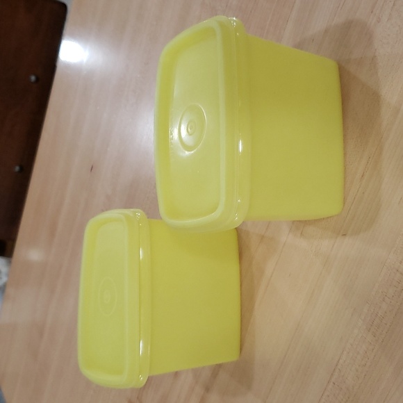 Tupperware | Kitchen | Vintage Tupperware Set Of 2 | Poshmark